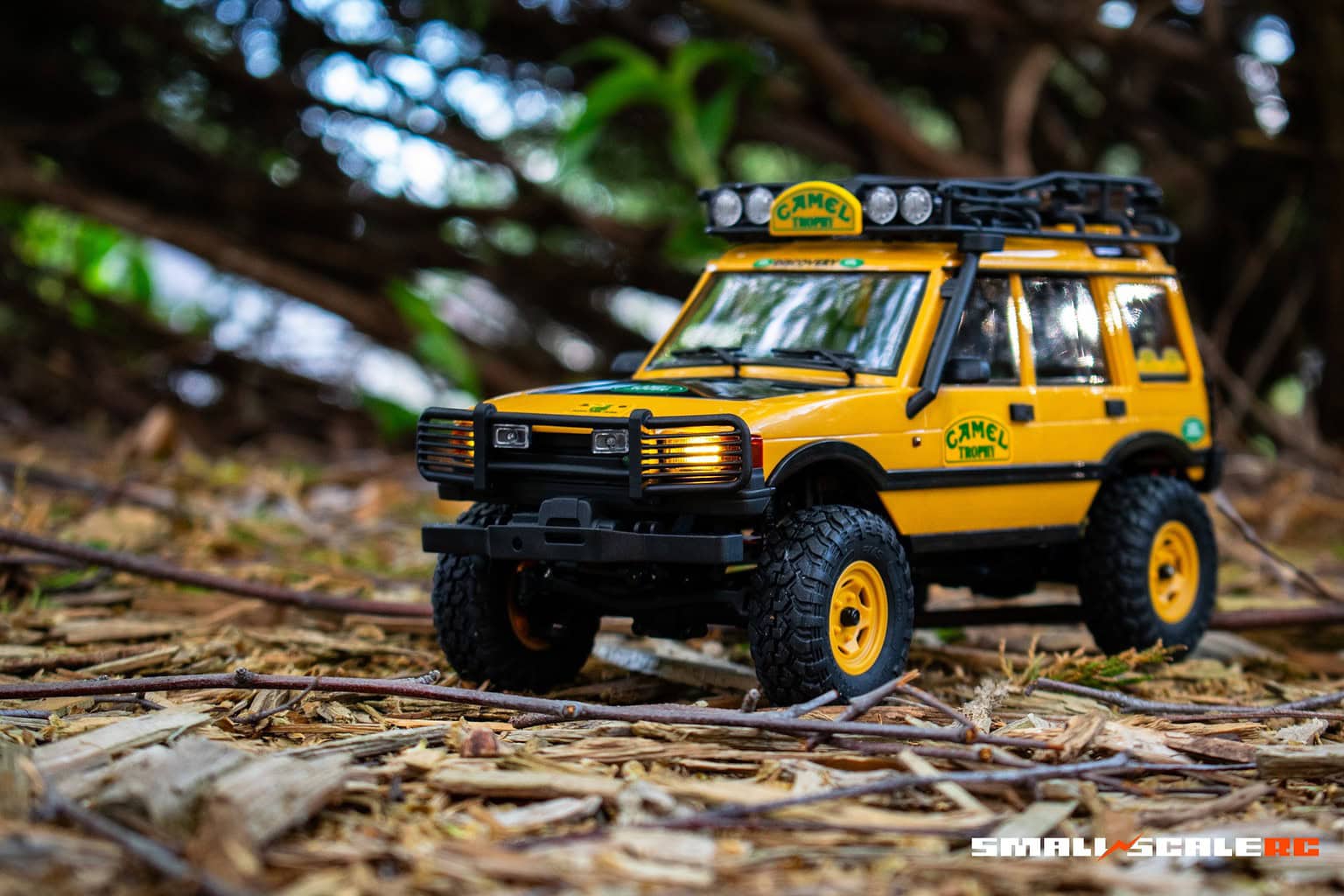 Review: FMS FCX24M Land Rover Camel Trophy Series - Small-Scale RC